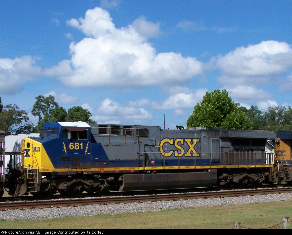 CSX 681